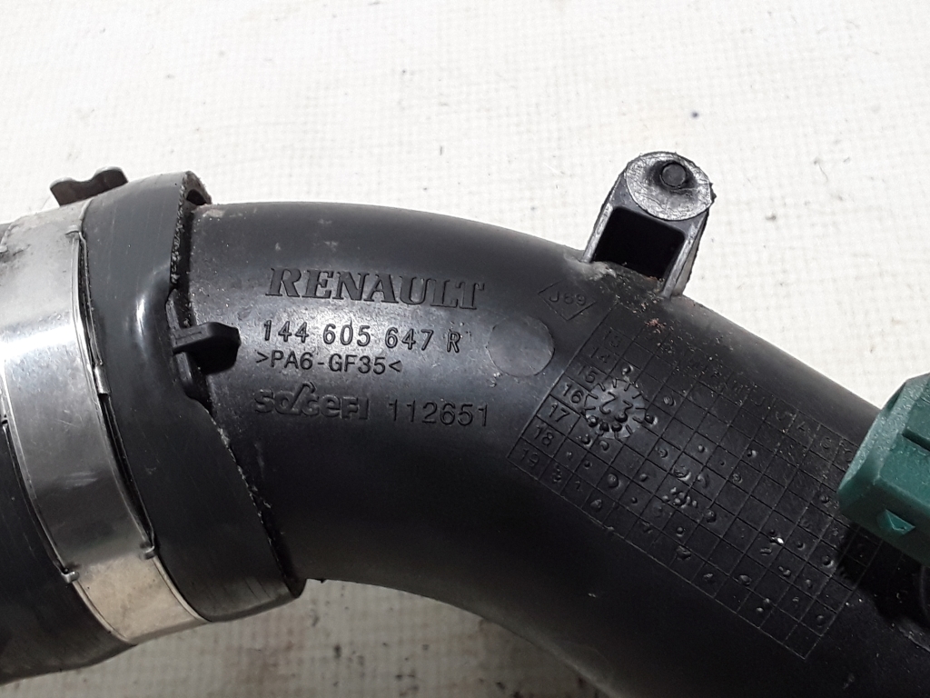 Used RENAULT Master Intercooler hose 144605647R