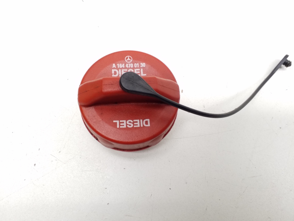 Used Mercedes Benz ML-Class Fuel tank cap A1644700130
