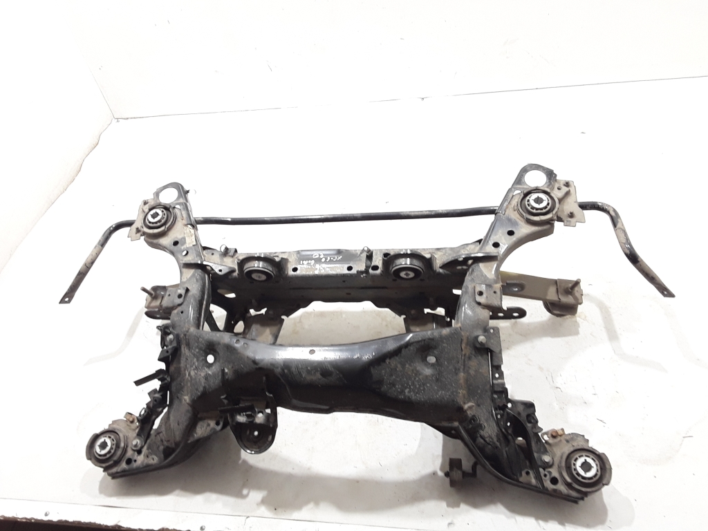 Used VOLVO XC60 Rear axle and its details 32370490