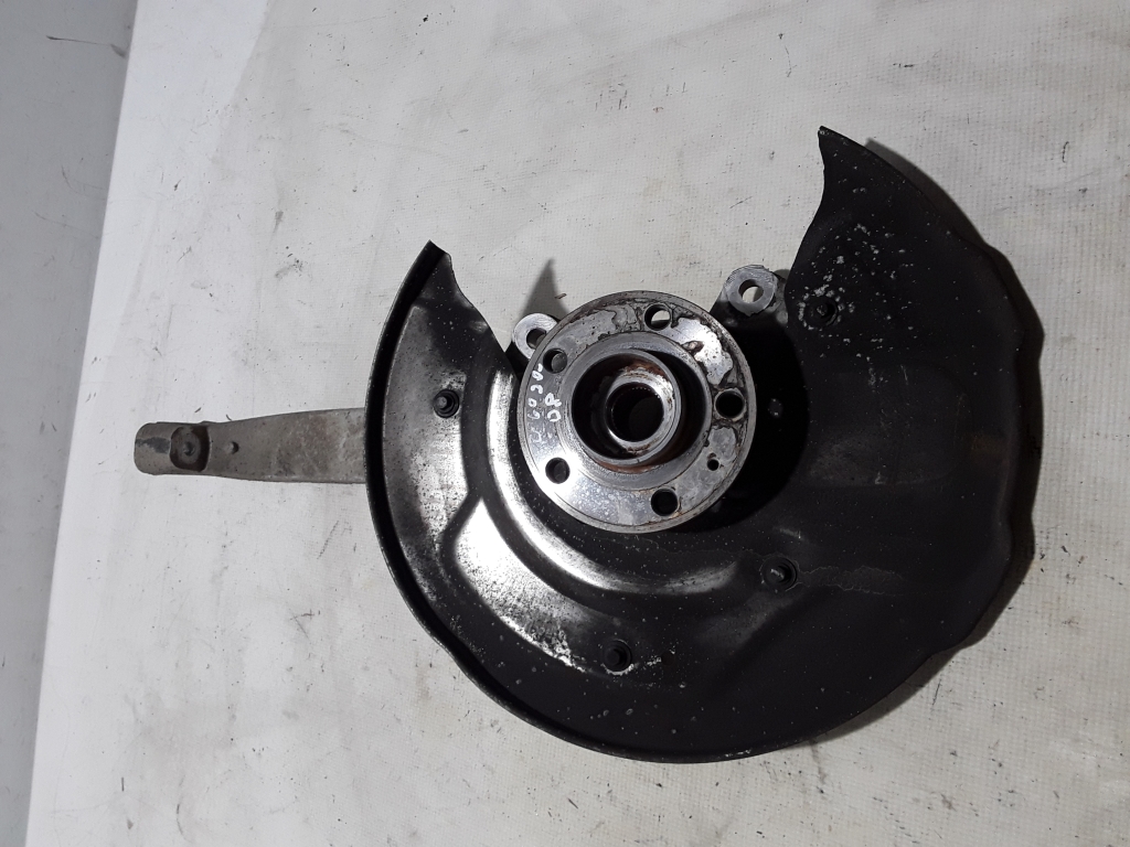 Naudotas VOLVO XC60 Stebulė priekinė 32298140