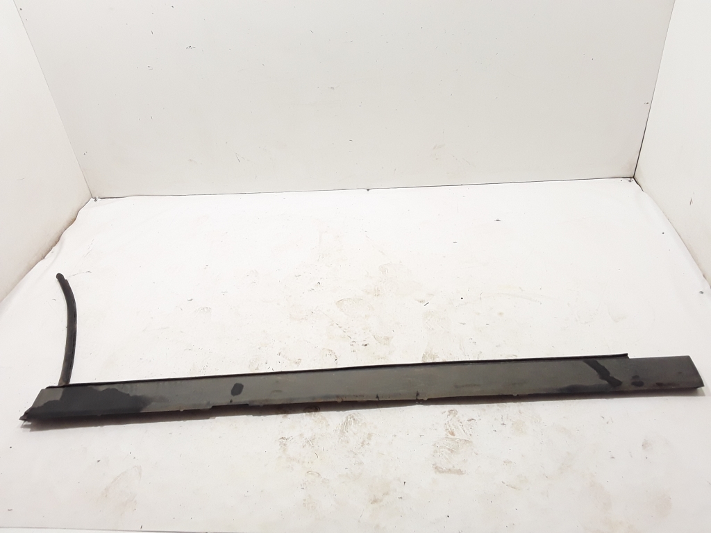 Used VOLVO XC60 Exterior sill trim 31420623
