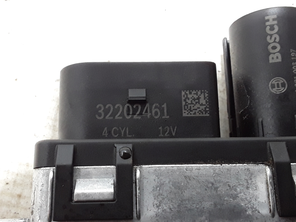 Naudotas VOLVO XC60 Žvakių pakaitinimo rėlė 32202461