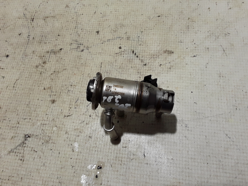 Used VOLVO XC60 AdBlue nozzle 31452332