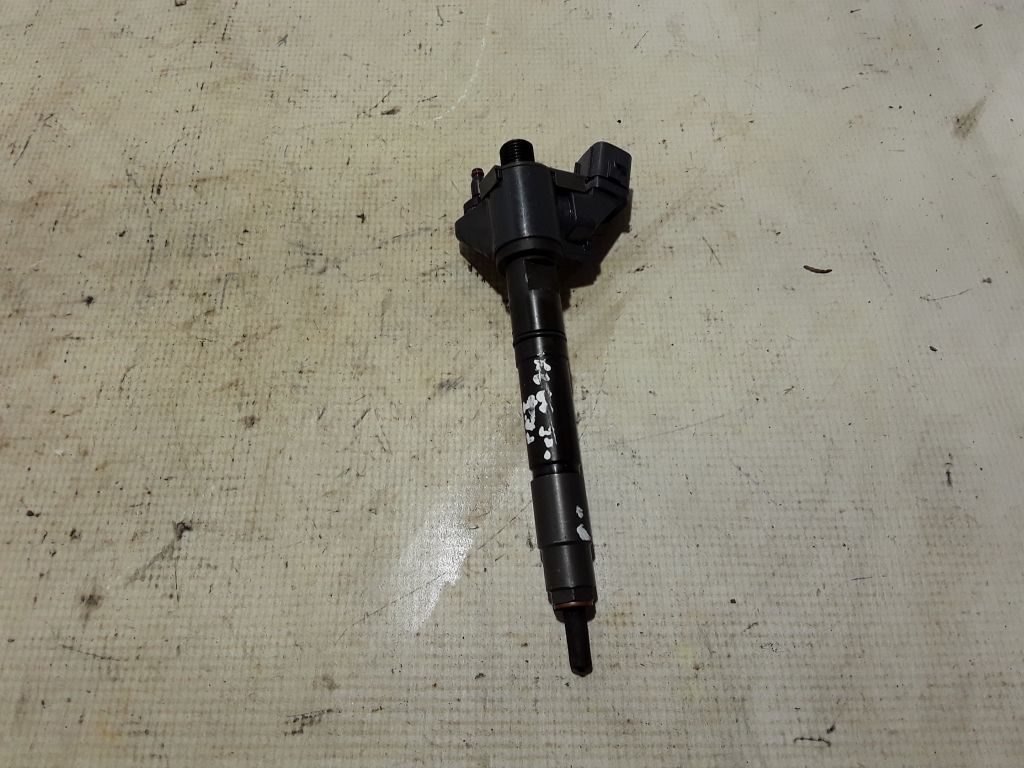 Used VOLVO XC60 Fuel injector 31432836