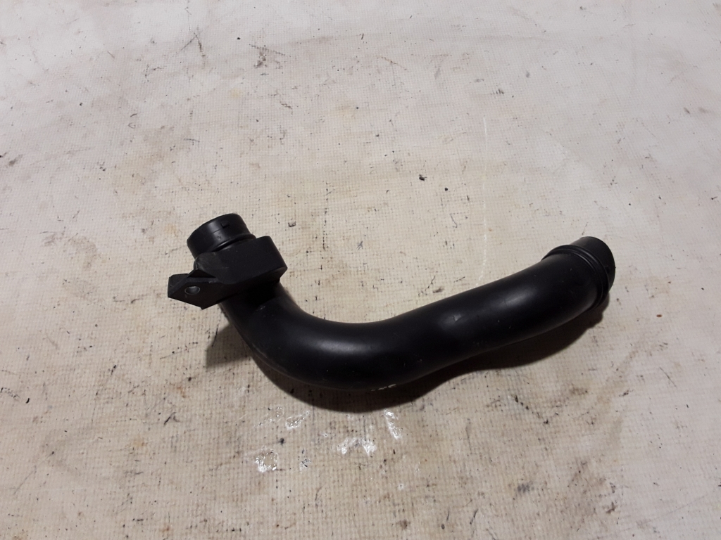 Used VOLVO XC60 Intestine 31657797