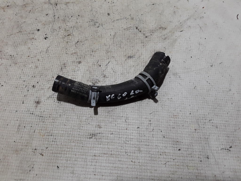 Naudotas VOLVO XC60 Aušinimo radiatoriaus žarna 32138767