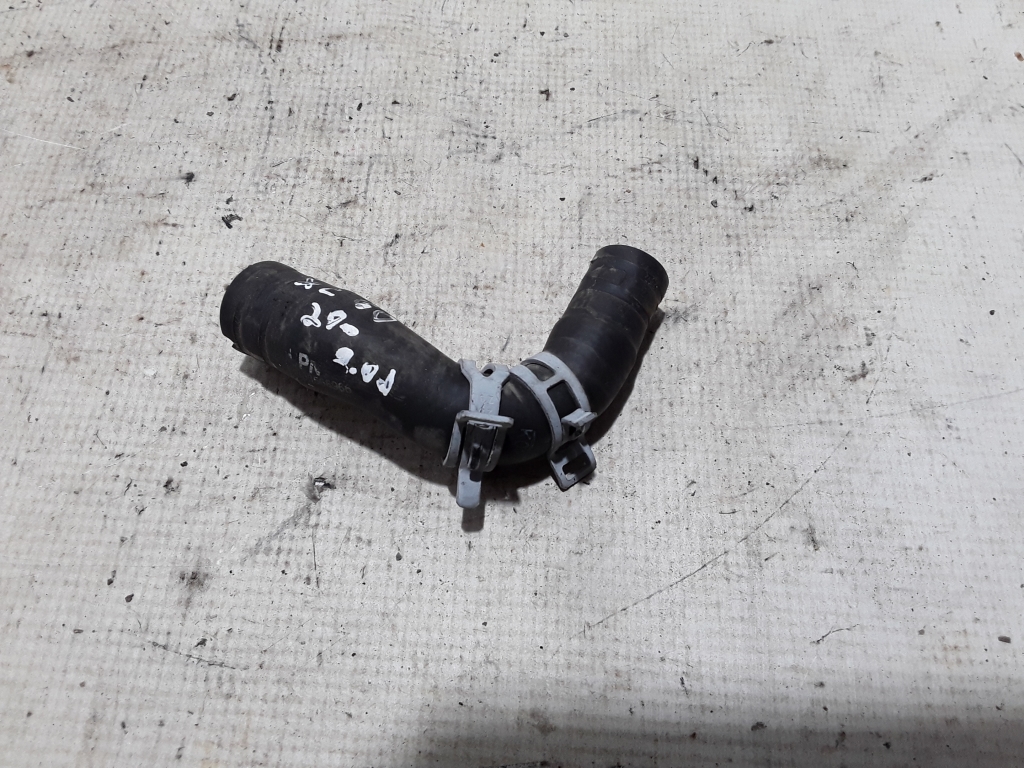 Naudotas VOLVO XC60 Aušinimo radiatoriaus žarna 31493288