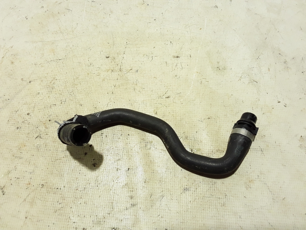 Used VOLVO XC60 Cooling radiator hose 32252517