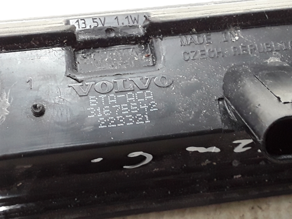 Used VOLVO XC60 Trunk opening switch 31675542