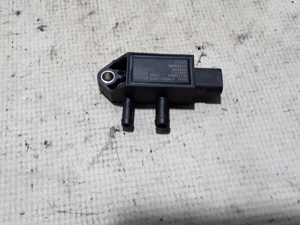 Used VOLVO XC60 Air pressure sensor 30668645