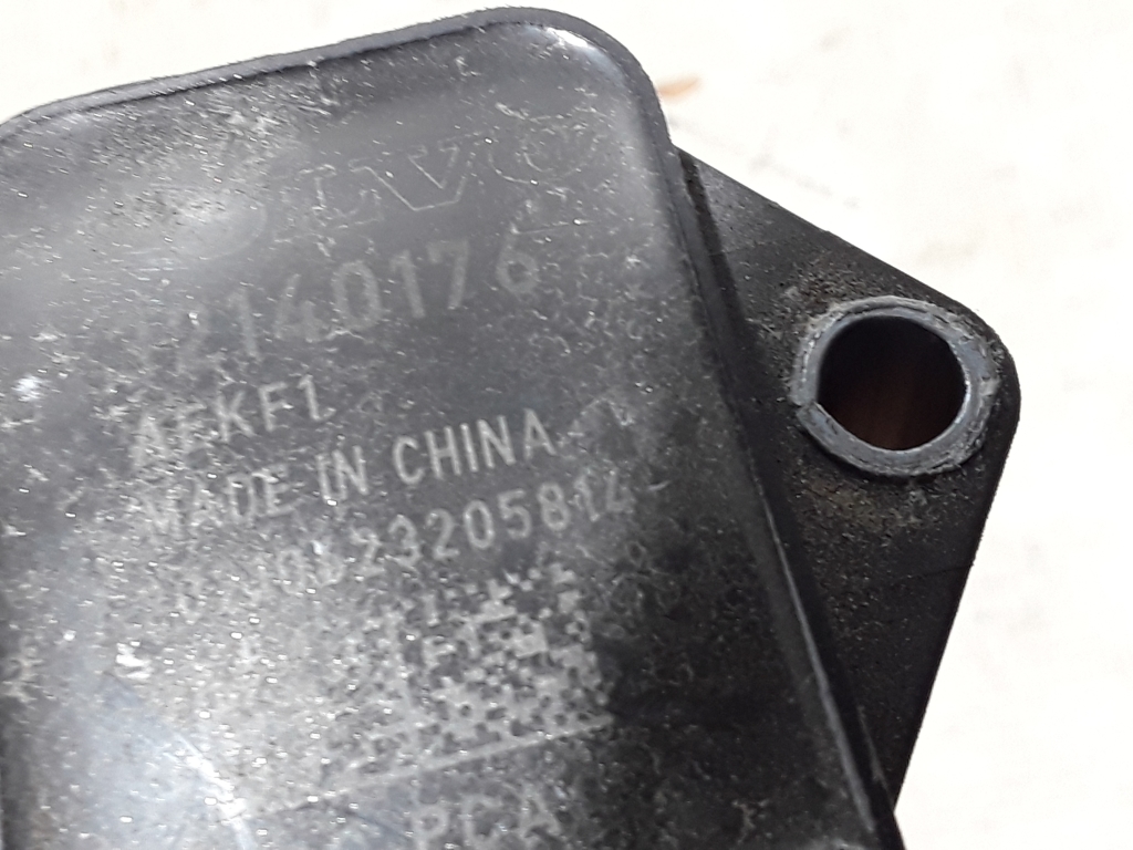 Used VOLVO XC60 Ignition coil 32140176