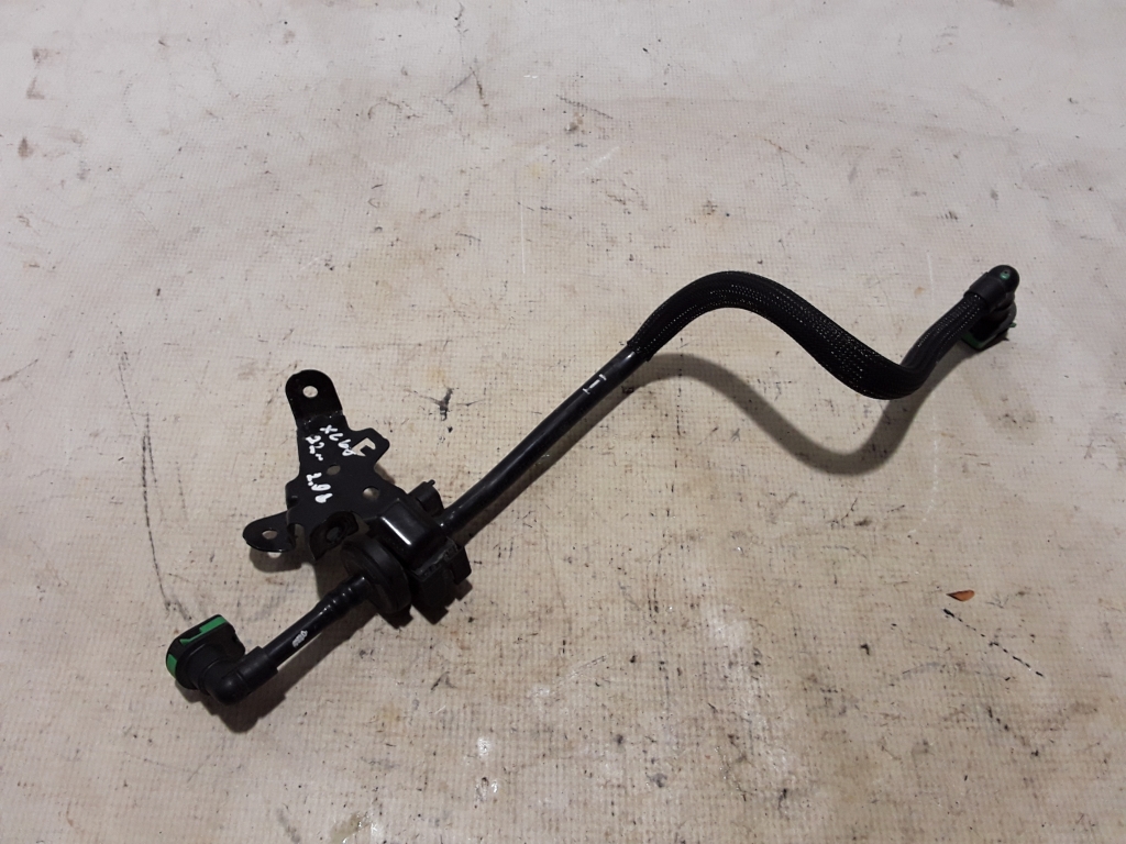 Used VOLVO XC60 Valve other 32312303