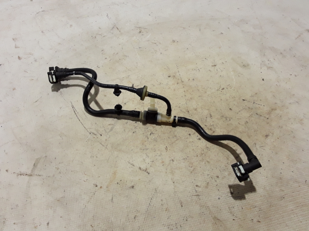 Used VOLVO XC60 Pipe 31478218