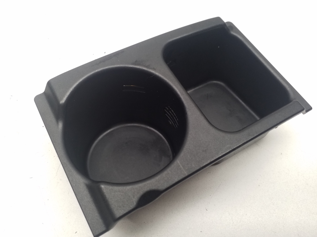 Used Mercedes Benz E-Class Cup holder A2126890091