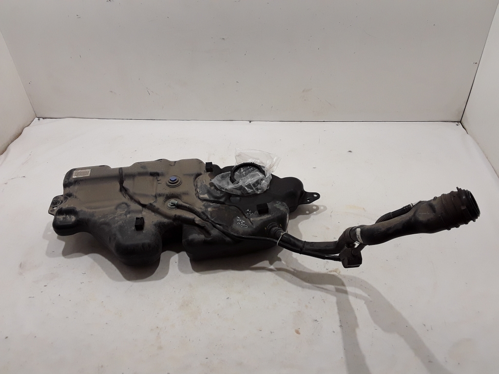 Used RENAULT Clio Fuel tank 172034154R