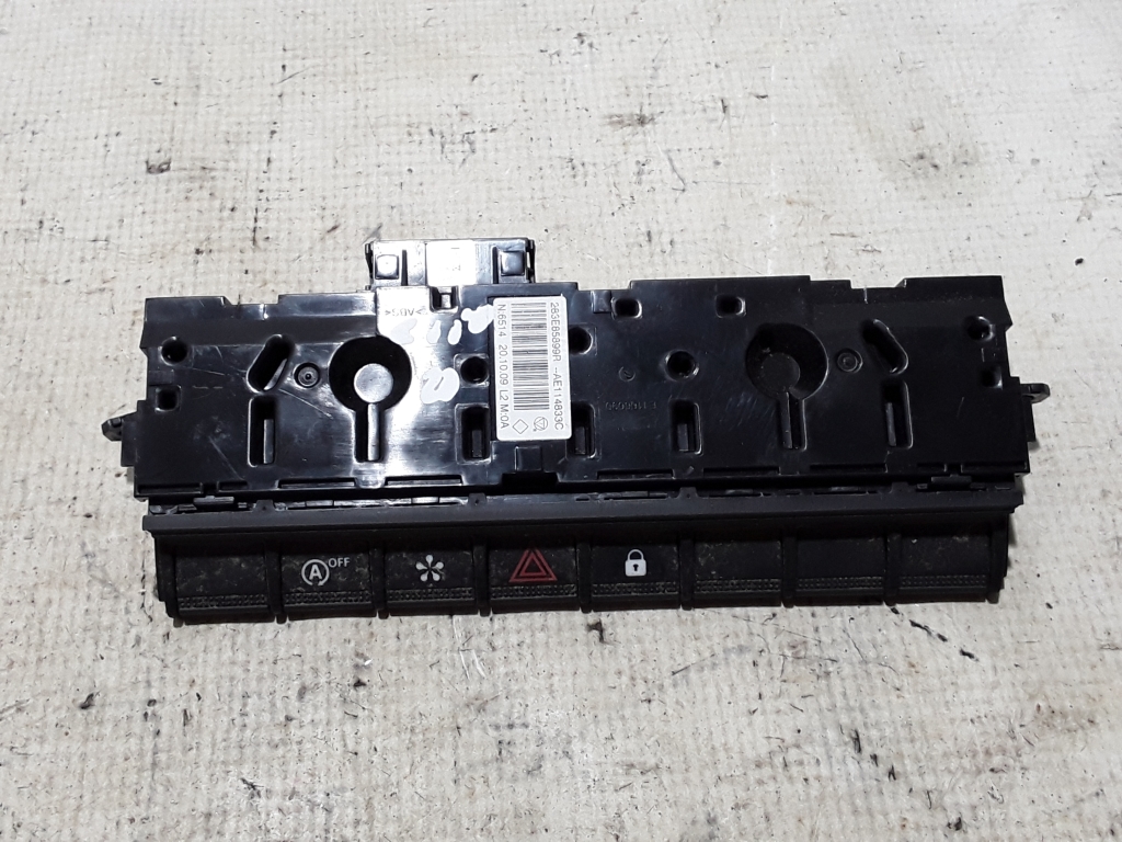 Used RENAULT Clio Switch and its parts 283E85899R