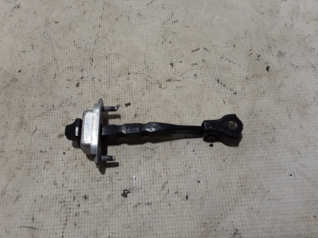 Used RENAULT Clio Front door opening limiter 804306575R