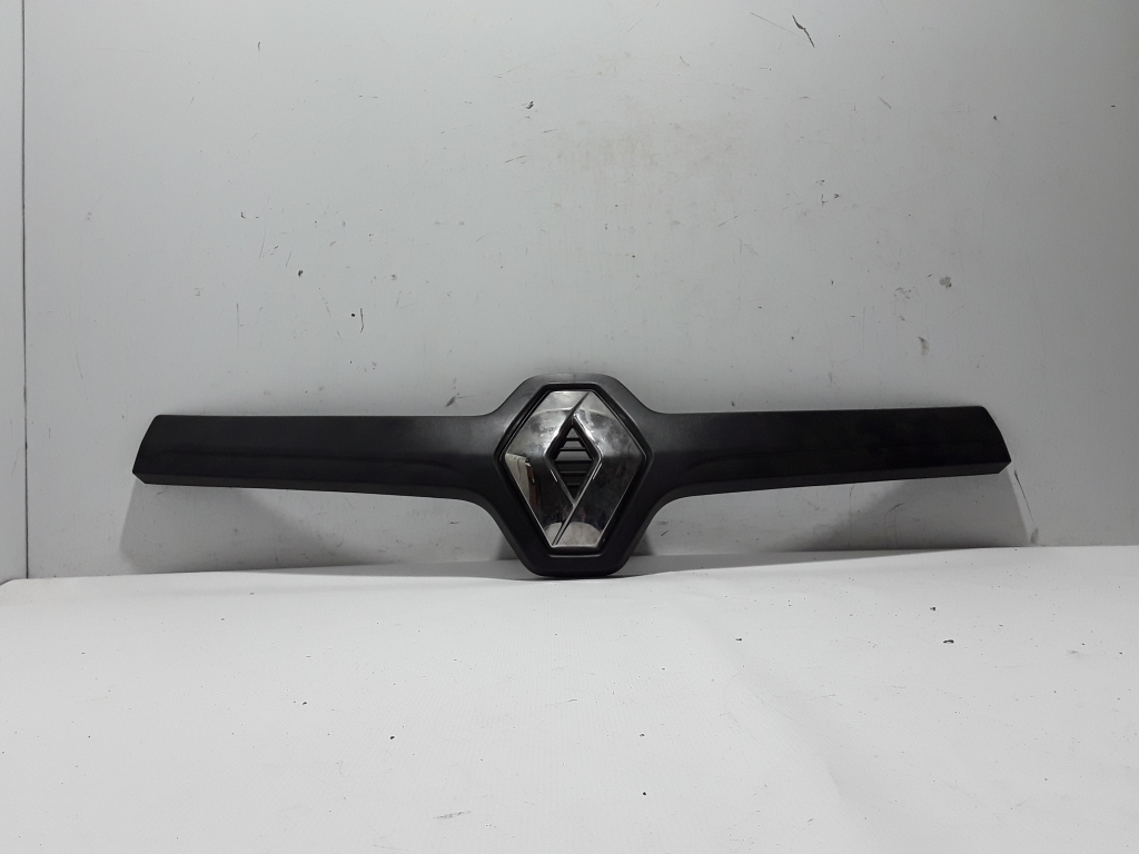 Used RENAULT Trafic Front grille 848216441R