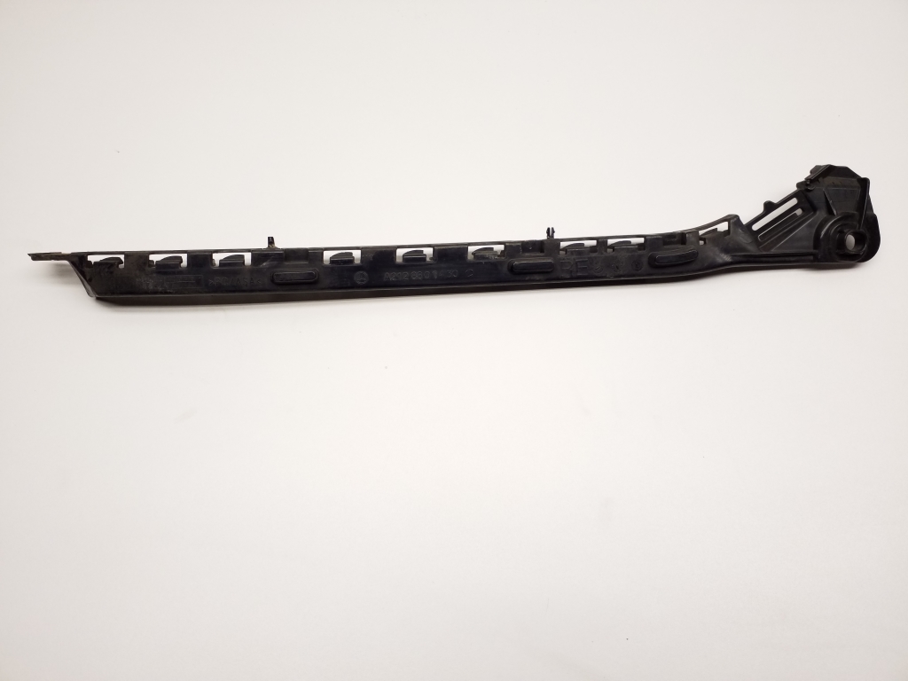 Used Mercedes Benz E-Class Rear bumper bracket A2128801430