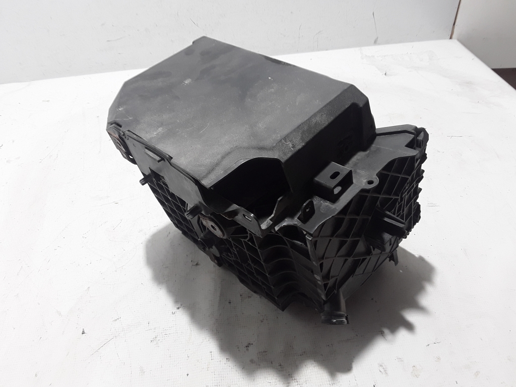 Used RENAULT Trafic Battery holder 244287528R