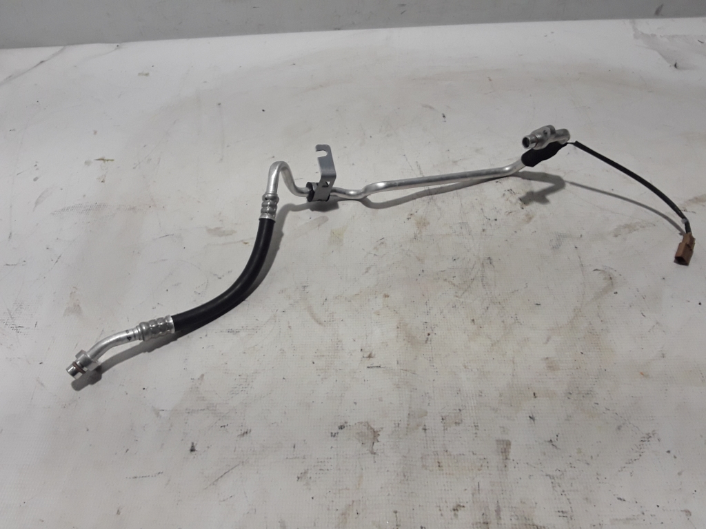 Used RENAULT Zoe Hose for air conditioning 924402730R