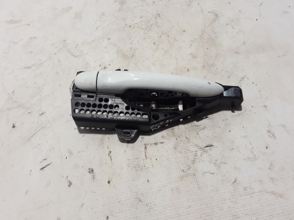 Used RENAULT Zoe Front door external opening handle and its details