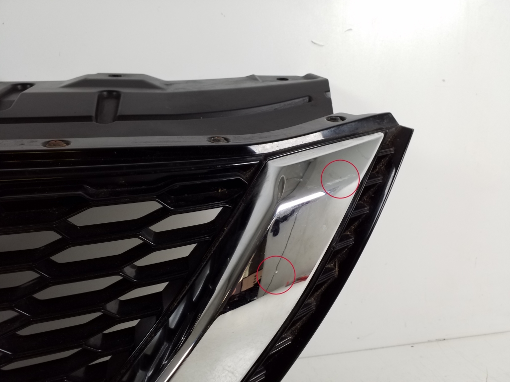Used NISSAN Qashqai Front grille 62310-HV00A