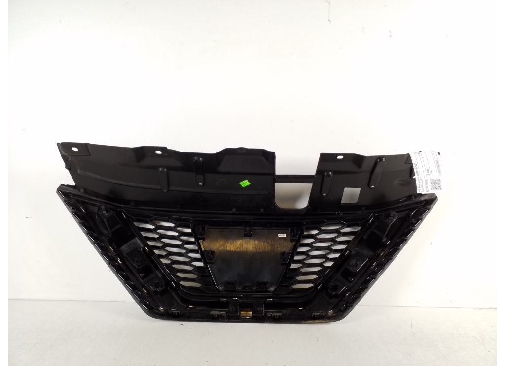 Used NISSAN Qashqai Front grille 62310-HV00A