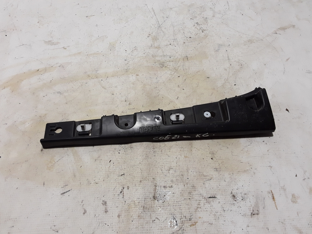 Used RENAULT Zoe Exterior sill trim bracket 764A93693R