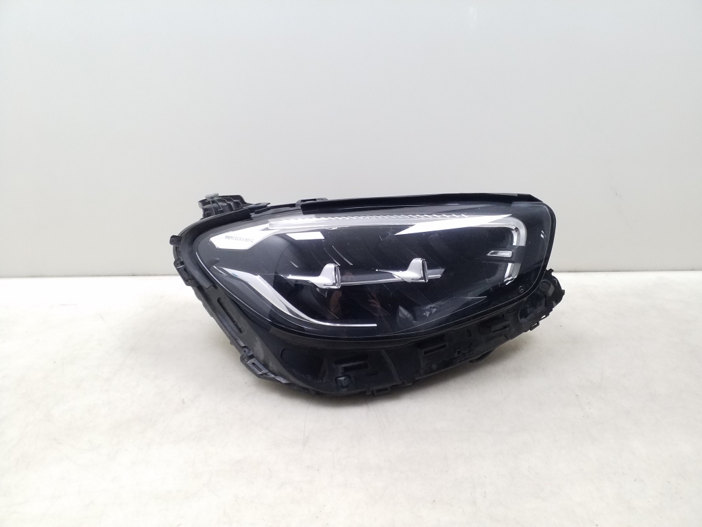 Used Mercedes Benz E-Class Headlights A2139067609
