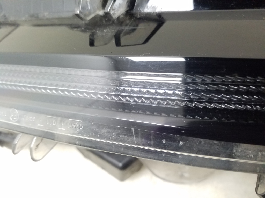 Used Peugeot 3008 Front daylight 9836230980