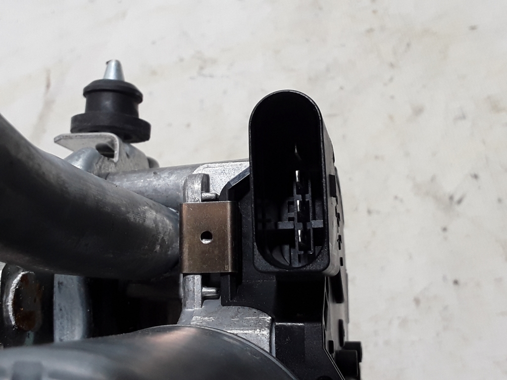 Naudotas VOLVO XC90 Priekinio stiklo valytuvų mechanizmas 31425981