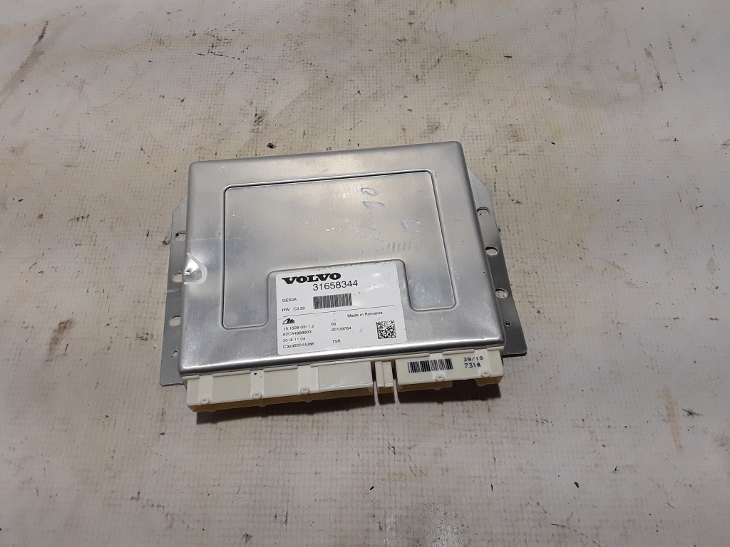 Used VOLVO XC90 Air suspension control unit 31658344