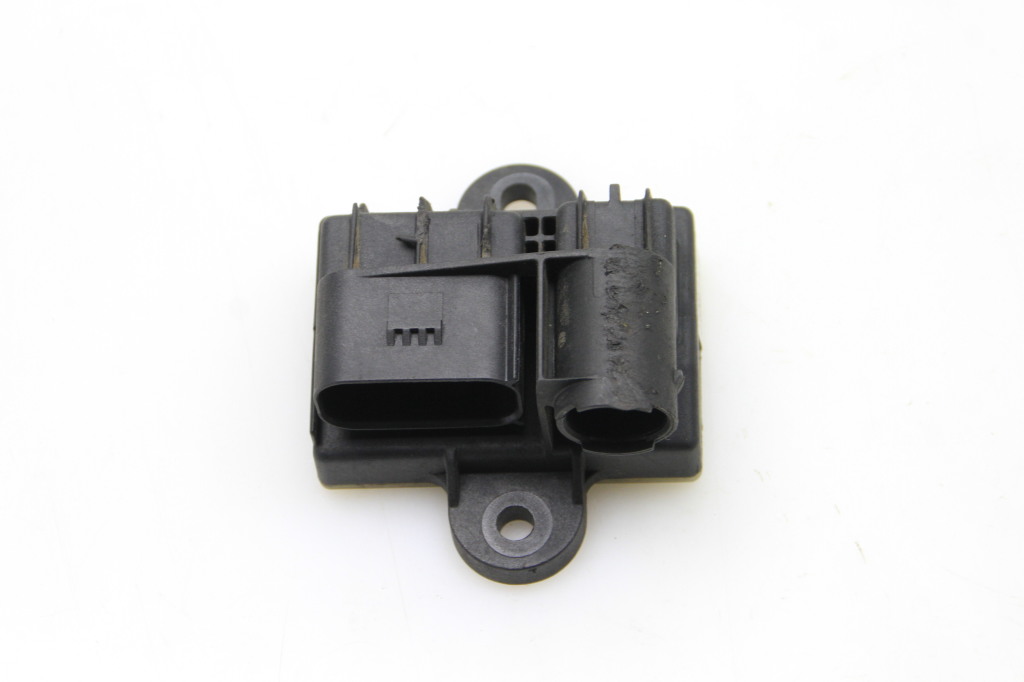 Naudotas Mercedes Benz Sprinter Žvakių pakaitinimo rėlė A6519003103