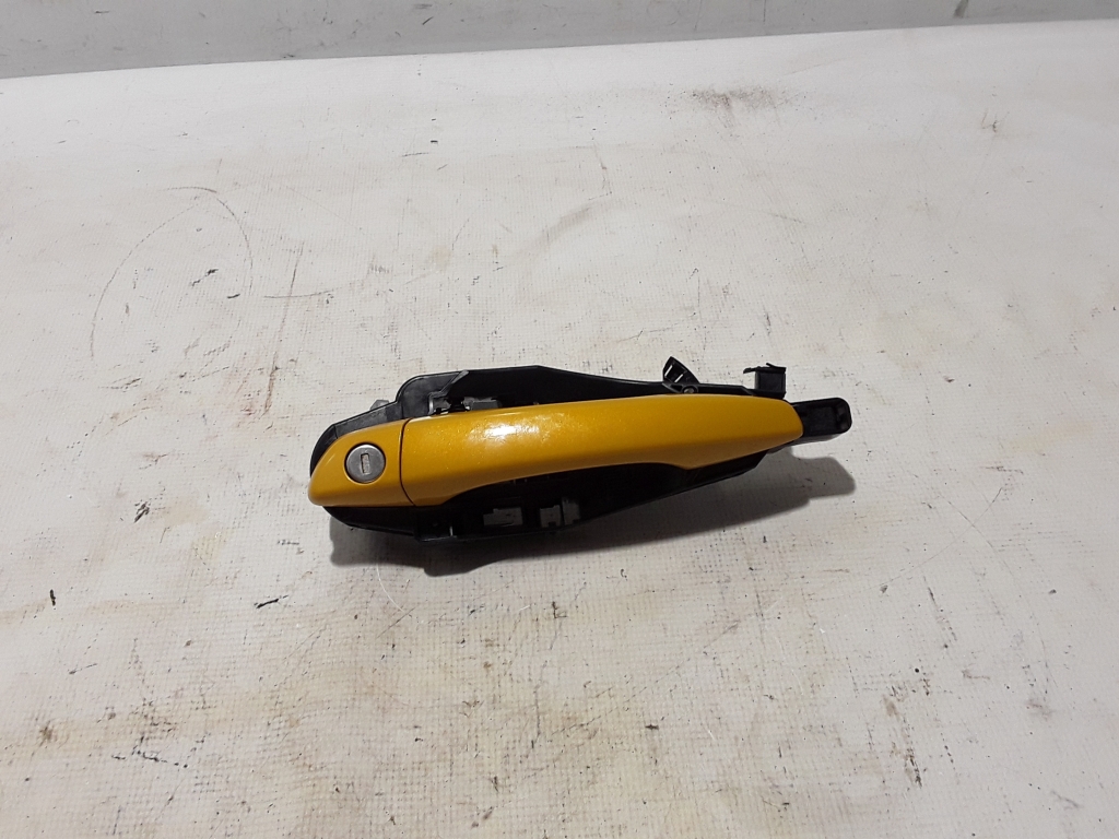 Benutzt Peugeot 208 Vorderer Außentürgriff und seine Teile