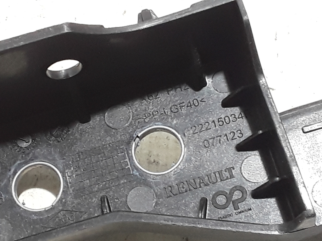 Used RENAULT Master Headlamp holder 622215034R
