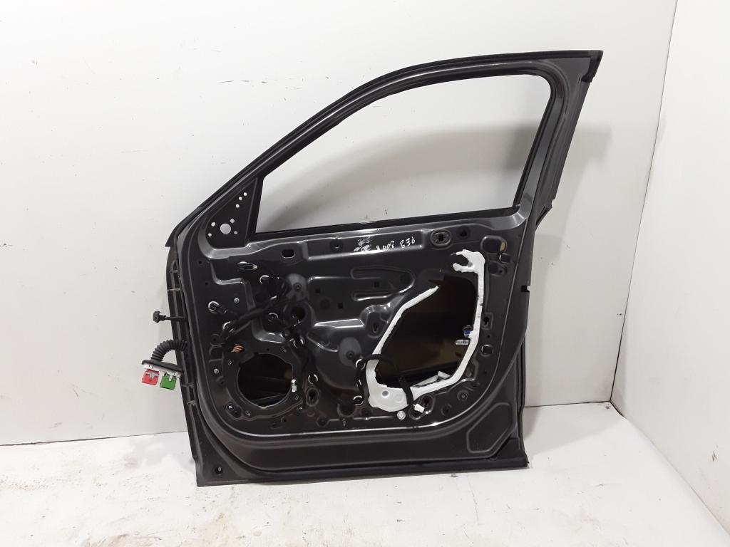 Used Peugeot 2008 Front door