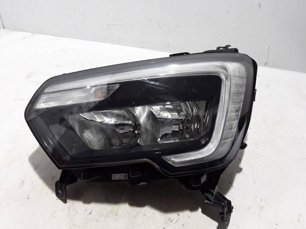 Used RENAULT Master Headlights 260607867R