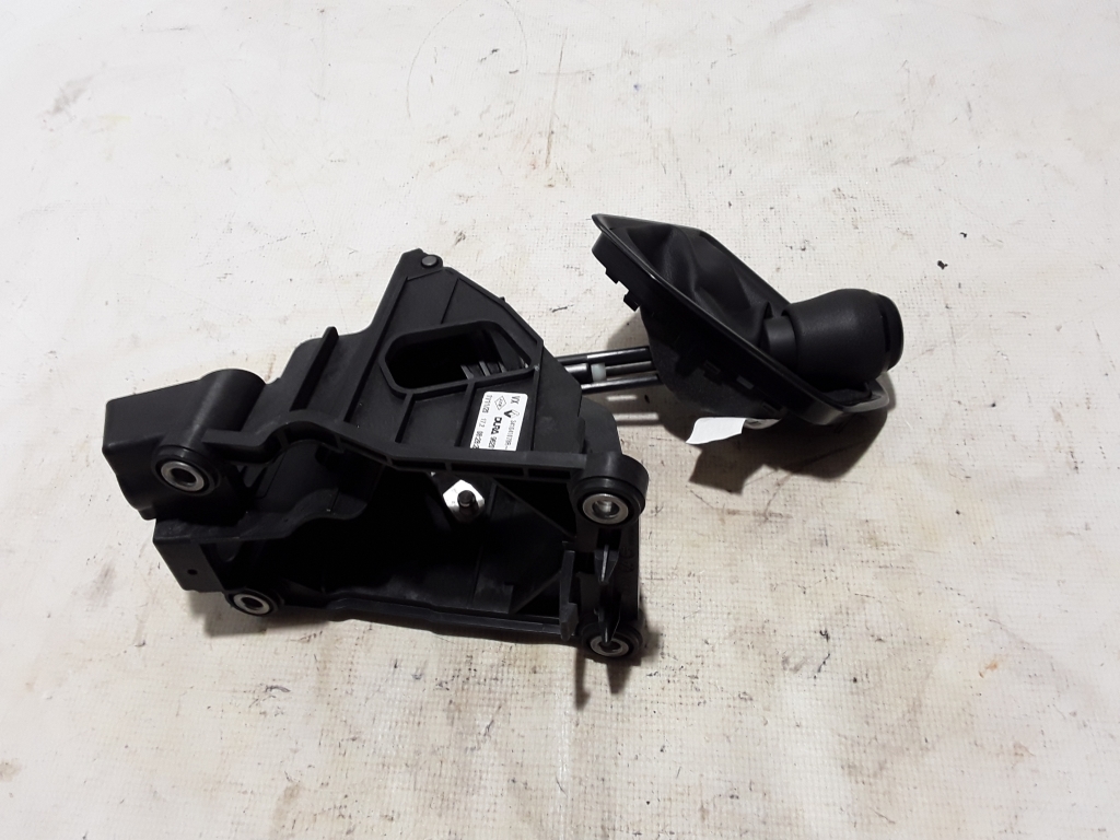 Used RENAULT Kangoo Gear shift mechanism 341041078R