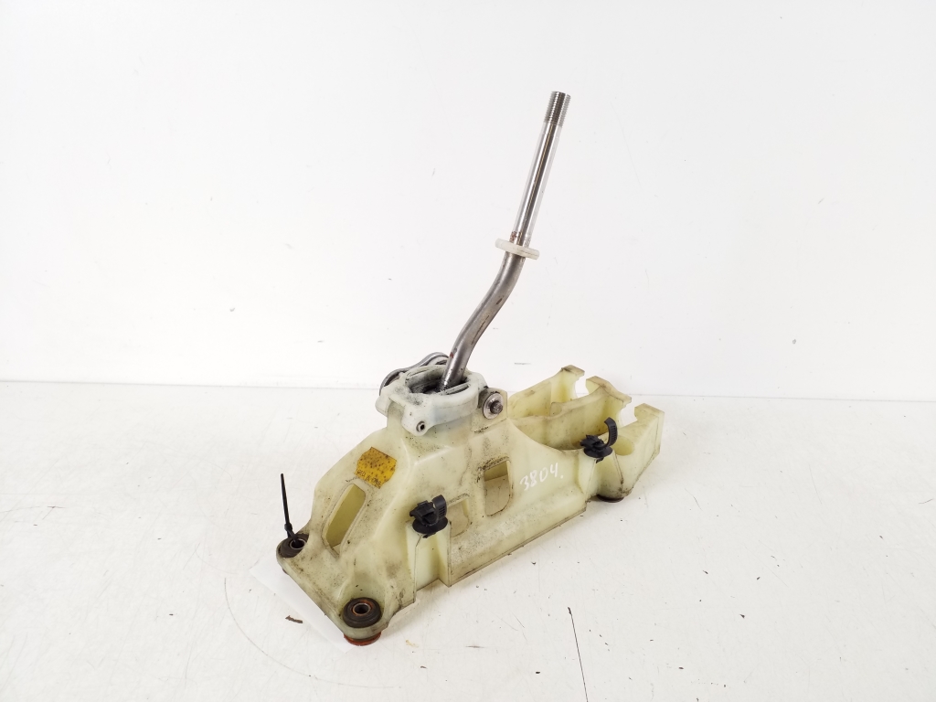 Used TOYOTA Avensis Gear shift mechanism 33530-05040