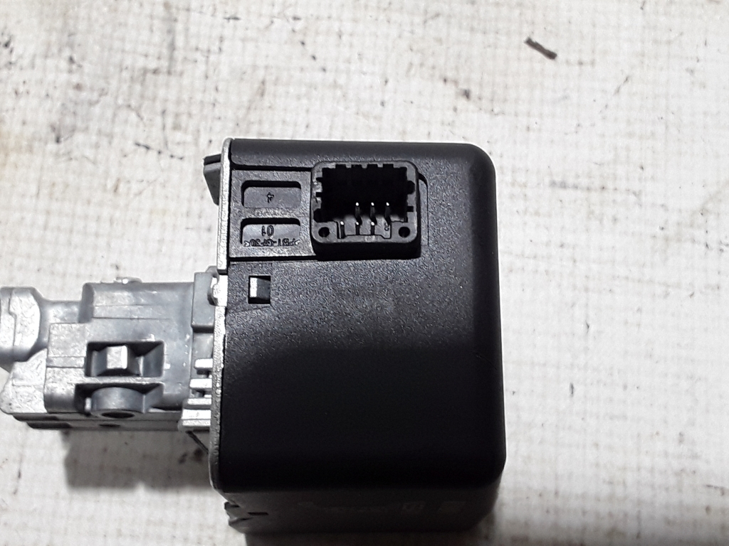 Used RENAULT Kangoo Steering wheel locking mechanism 487008065R