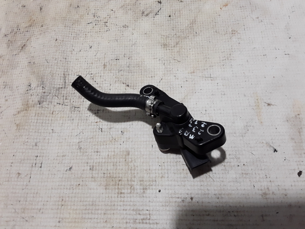 Used RENAULT Master Air pressure sensor 223659870R