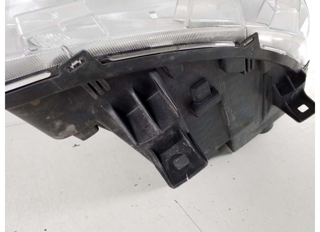 Used Mercedes Benz Sprinter Headlights A9109060000