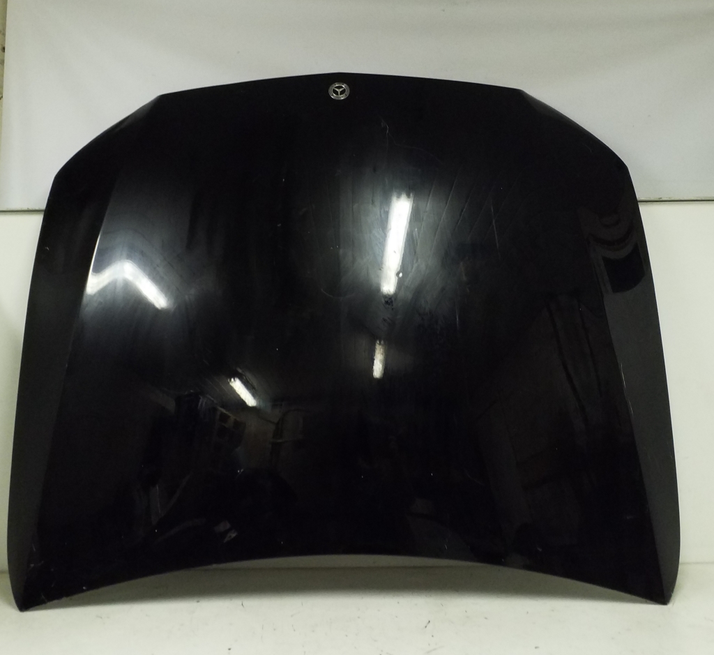 Used Mercedes Benz E-Class Engine hood A2138870103