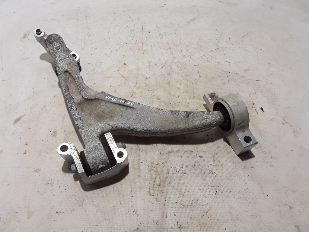 Used VOLVO XC90 Front lever 31360651
