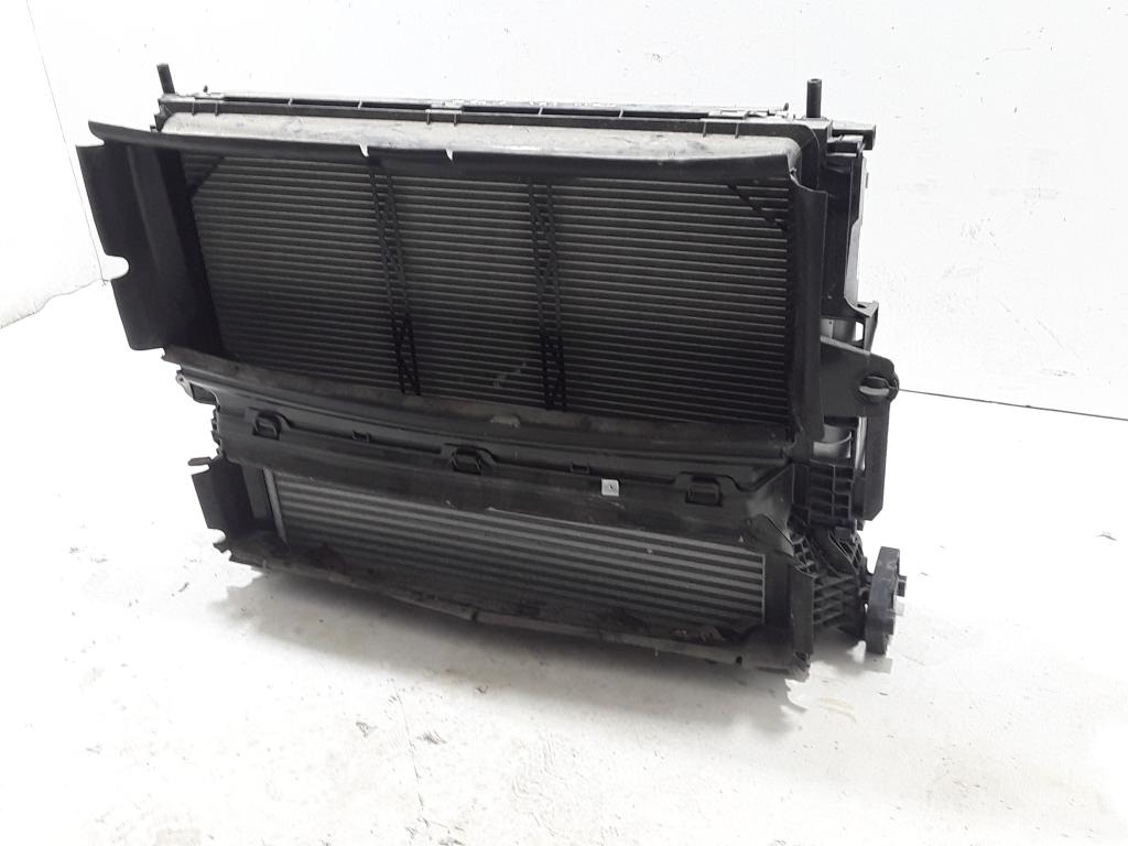 Used VOLVO XC90 Radiator set and its details