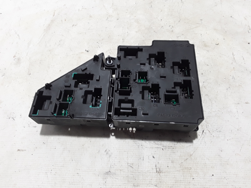 Naudotas VOLVO XC90 Saugiklių blokai 31473588