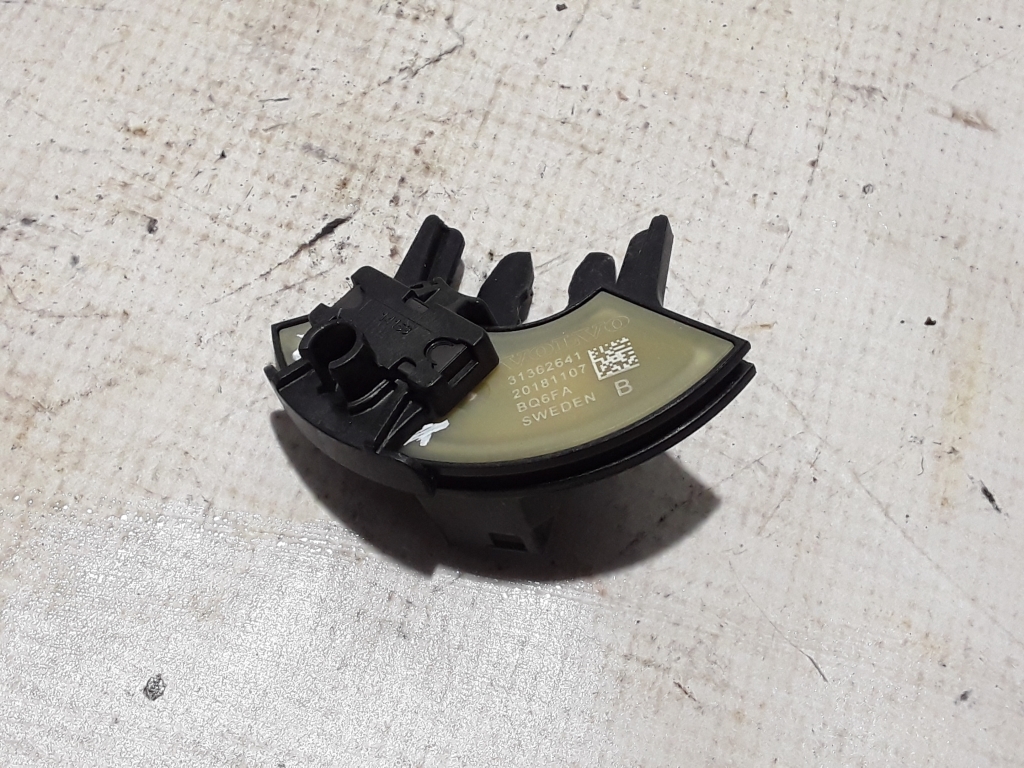 Used VOLVO XC90 Brake switch to pedal 31362641