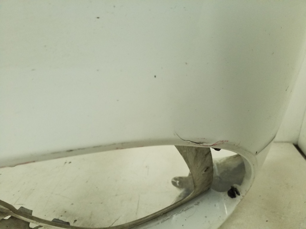 Naudotas Mercedes Benz E-Class Priekinis bamperis A2138857404