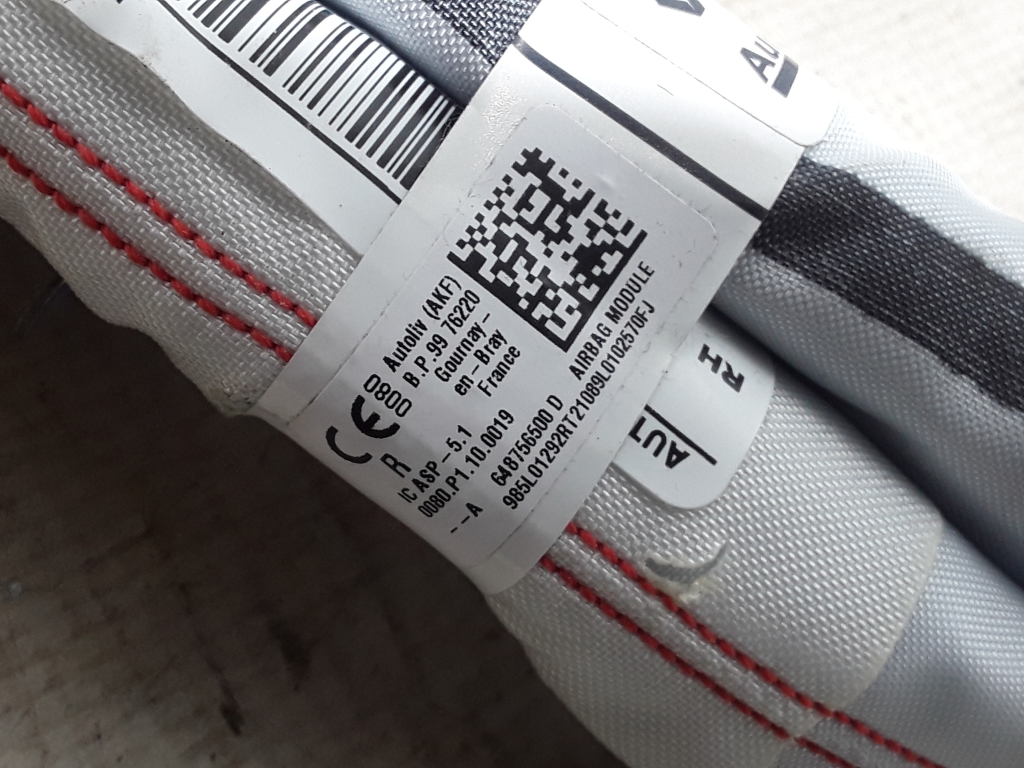 Used Dacia Sandero Airbag for the roof 985L01292R